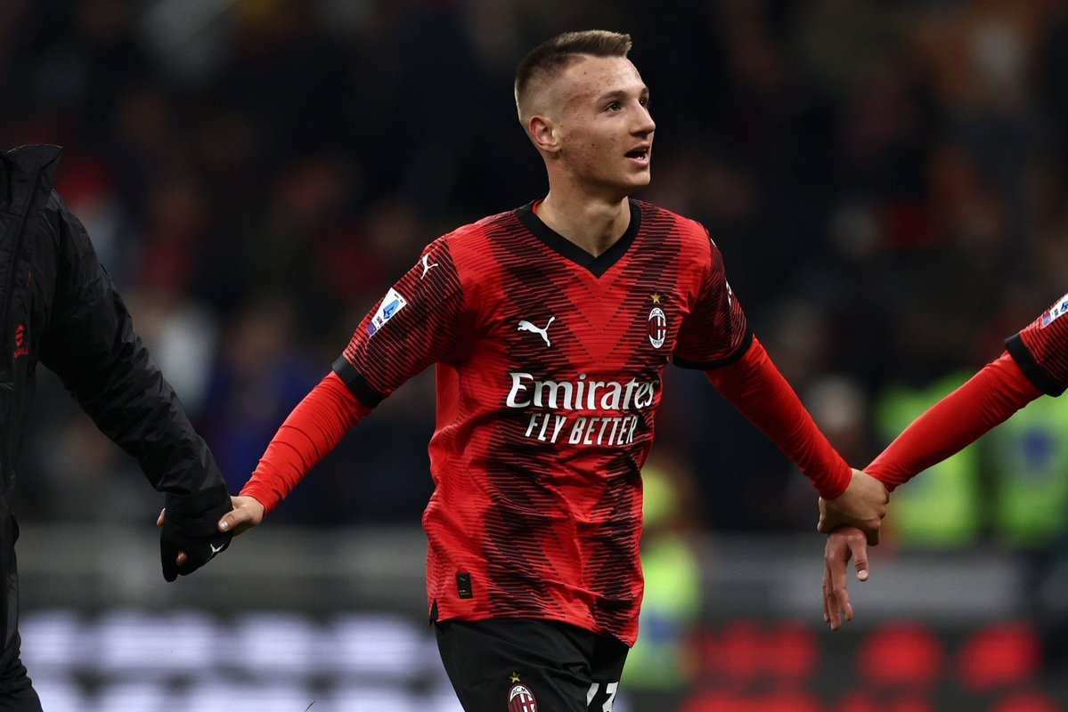 Meet 15-year-old Francesco Camarda: The Youngest Debutant In Serie A ...